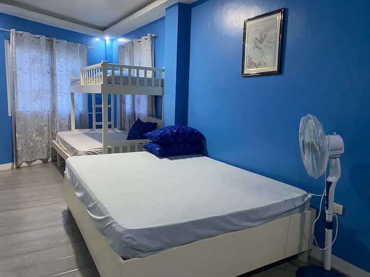 Vicadel Beach House Family Room - Binmaley