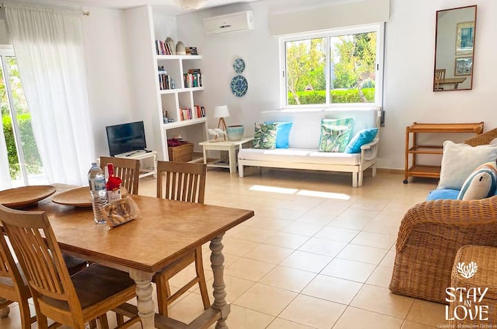 Casa Do Sol - Stay In Love - Porches