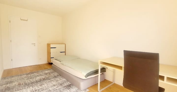 Munich Private Room 1st Floor - Balcony & Garden - Múnich