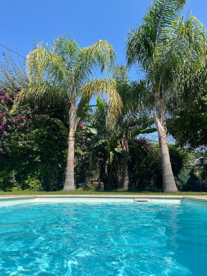 Maison De Charme Avec Piscine Au Bord De Mer - Cagnes-sur-Mer