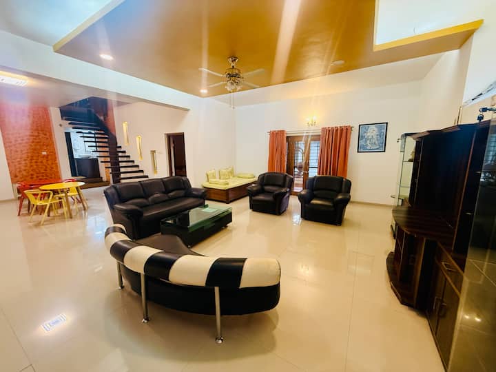 Navyug Home|4bhk Villa|nashik|spacious, Parking - Nashik