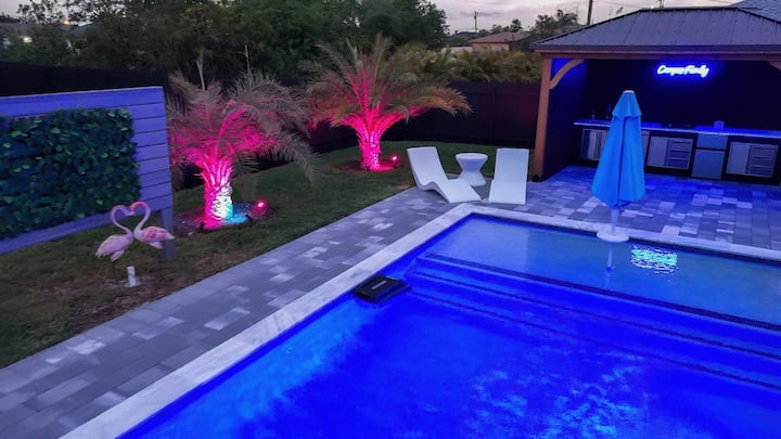 Campos Family Resort - Heated Pool - Cape Coral, FL