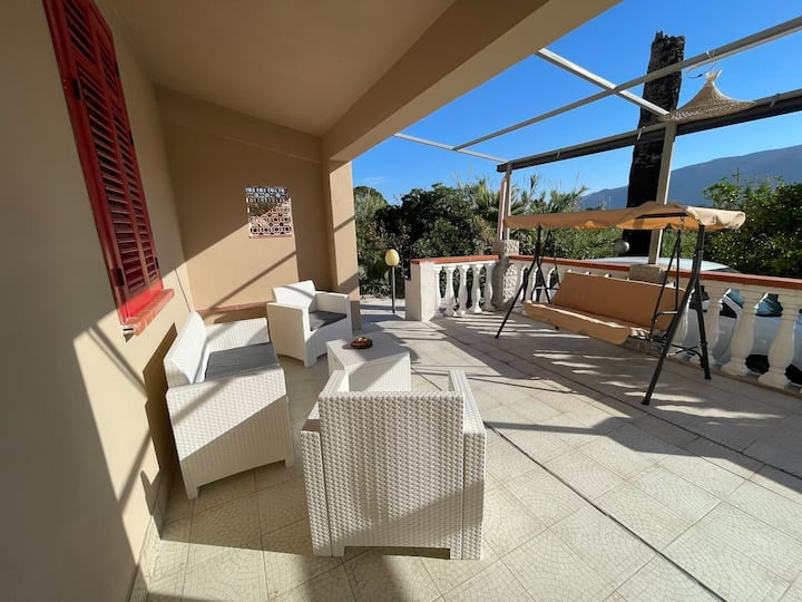 Logement Avec Terrasse Et Vue Sur Montagne - Trappeto