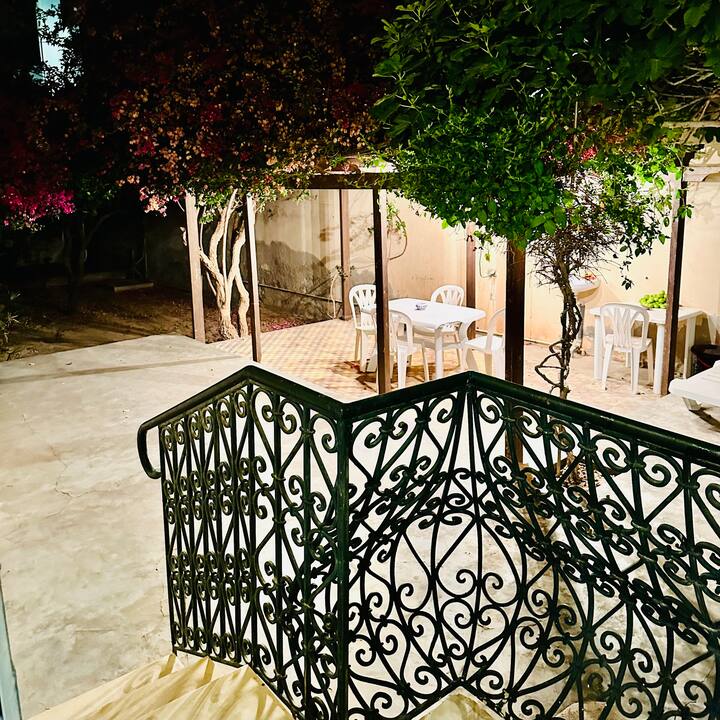 Rdc De Villa Avec Jardin, Piscine, Proche Plage - Monastir