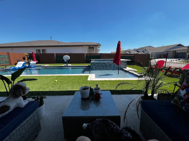 Paradise Bungalow Retreat - Austin
