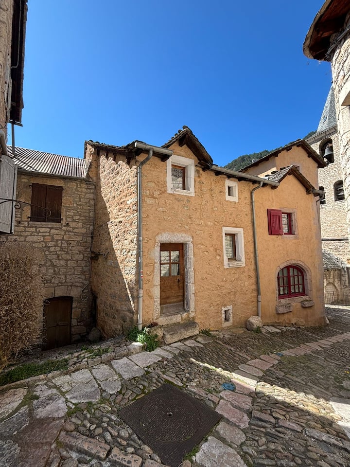 Maison De Charme Au Cœur De Sainte-enimie - Lozère