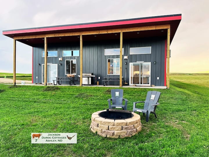 Wishek Cottage | Lakefront Paradise - Dry Lake, Nd - North Dakota