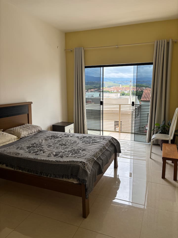 Casa Com Vista Para Serra - Cruzeiro