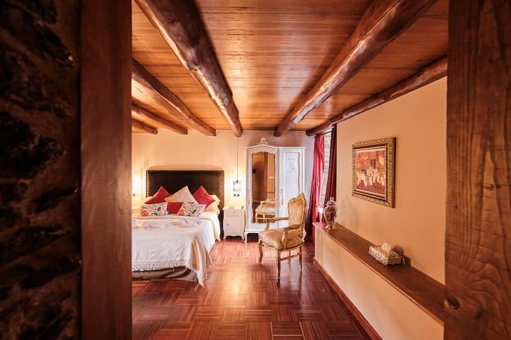 Camelia Ribeira Sacra - Casa Grande De Covas - Monterroso