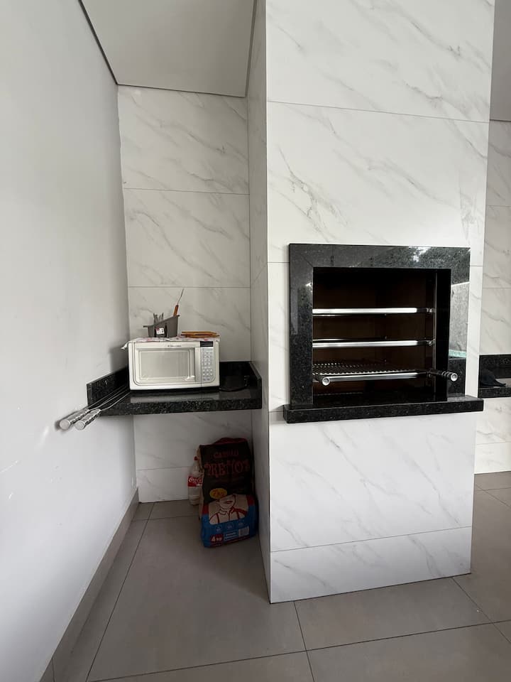Casa/recanto - Sarandi (Pr) - Maringá