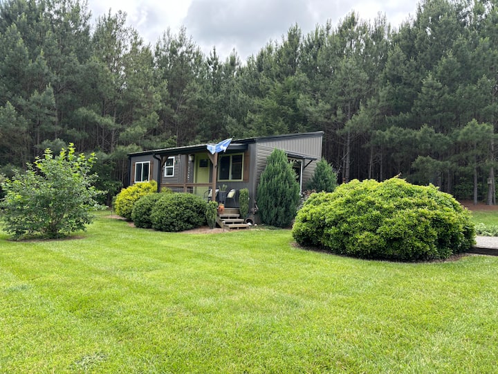 Evergreen Tiny Cottage! - Statesville, NC