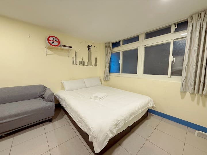 Rustic And Warm/ximem/taipei/cks/moca/101/紅樓/西門 - Taipei