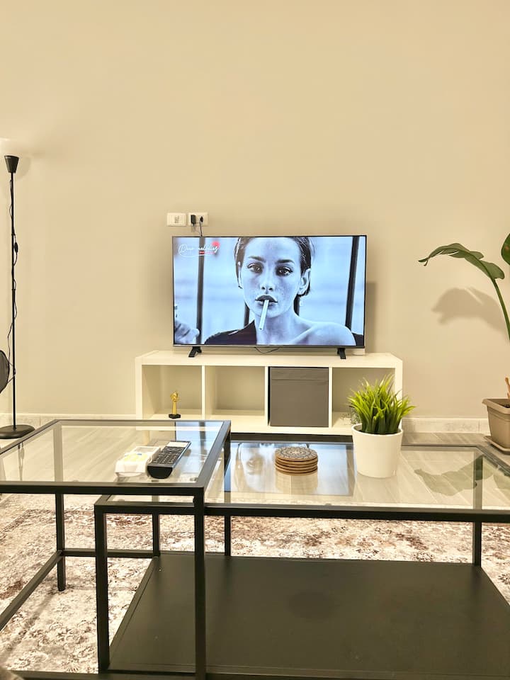 3br Aprt In Jabal Amman With Shared Rooftop - Amman