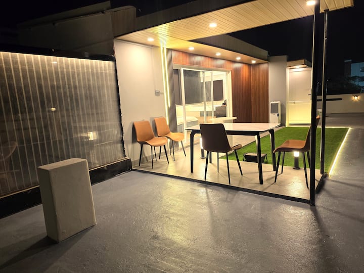 Prashanth Luxrury Pent House - 비샤카파트남