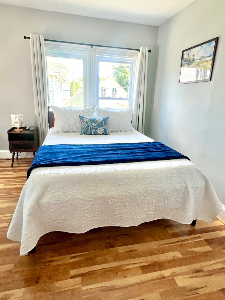 Salt Air Suite- Central Bar Harbor - Bar Harbor, ME