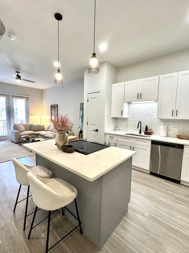 Stylish Apartment Located In Center Of Dallas - Dallas