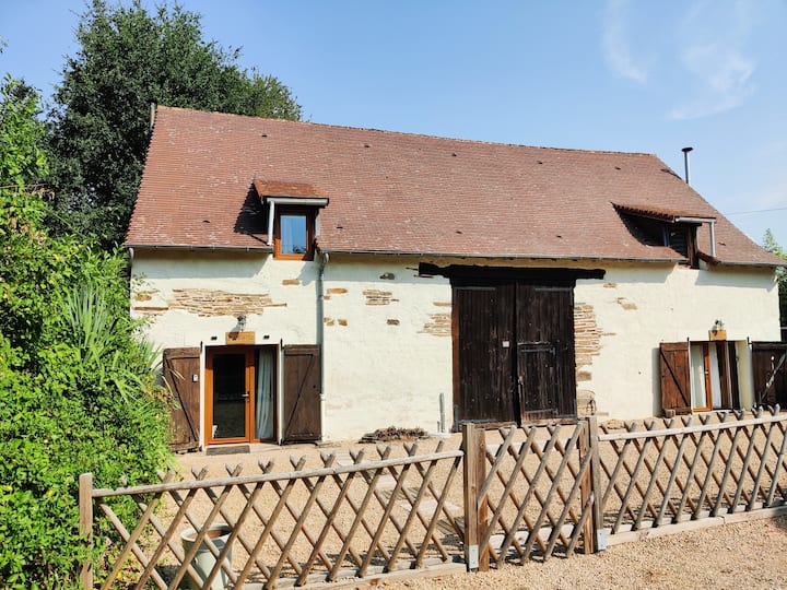 Charming Stone Gîte In Dordogne With Swimming Pool - Saint-Yrieix-la-Perche