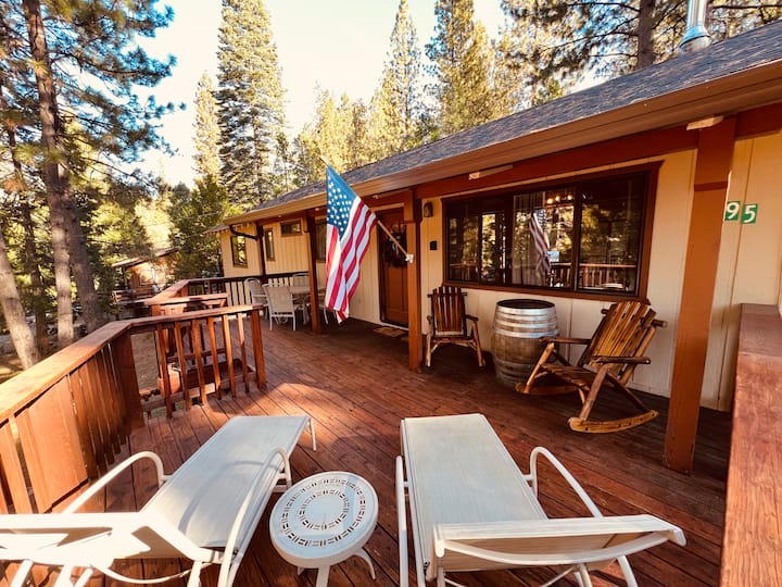 Arnold Getaway Hikebigtrees, Play@white Pines Lake - Arnold, CA