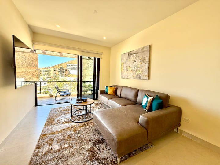 Sunset Views, Pool, Rooftop Bbq & Gym - Cabo San Lucas