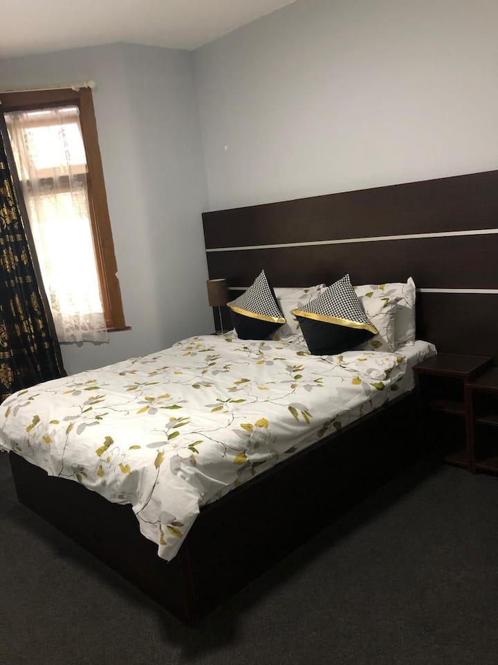 Room In London - Ilford