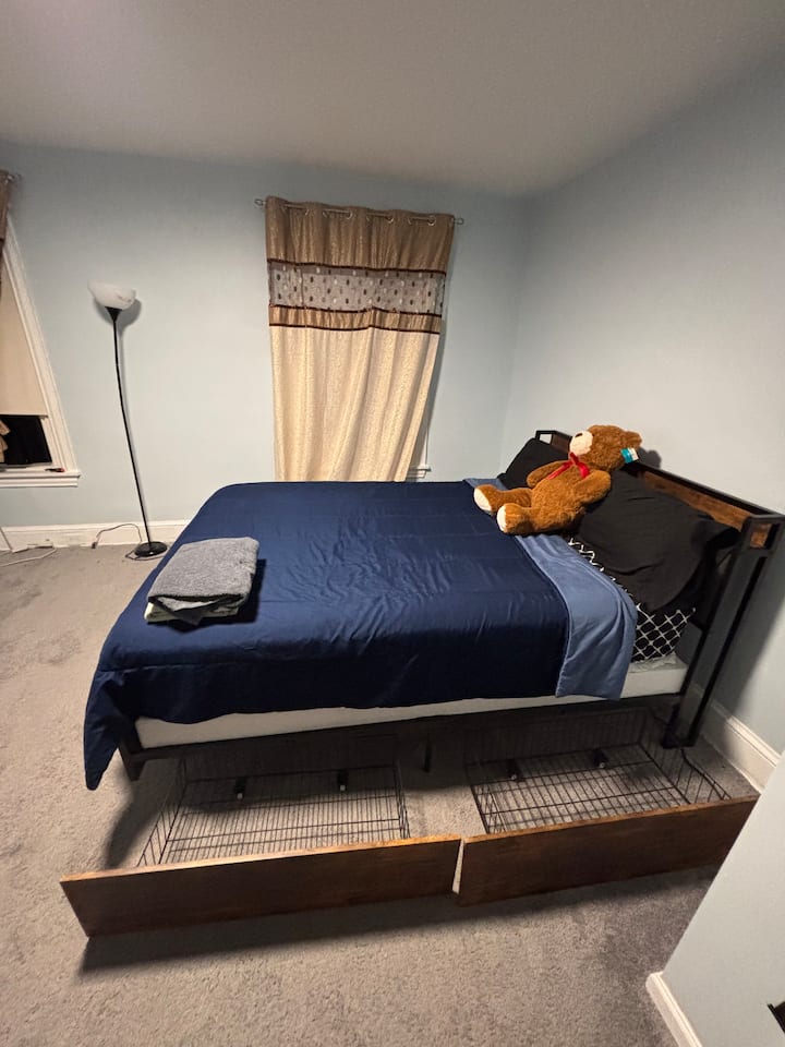 Large Room In Home - Wilmington, DE