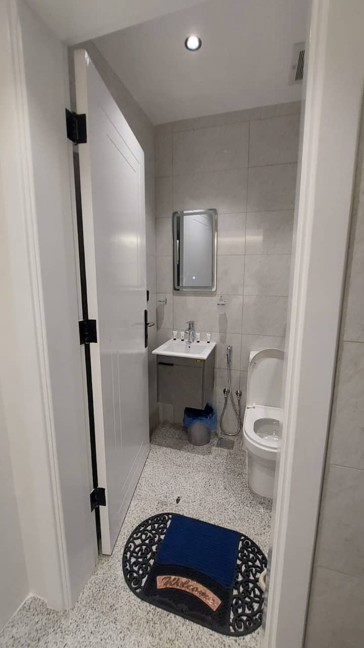 غرفة تكفي ل٣ اشخاص بتواليت خاص 103 - Madinah