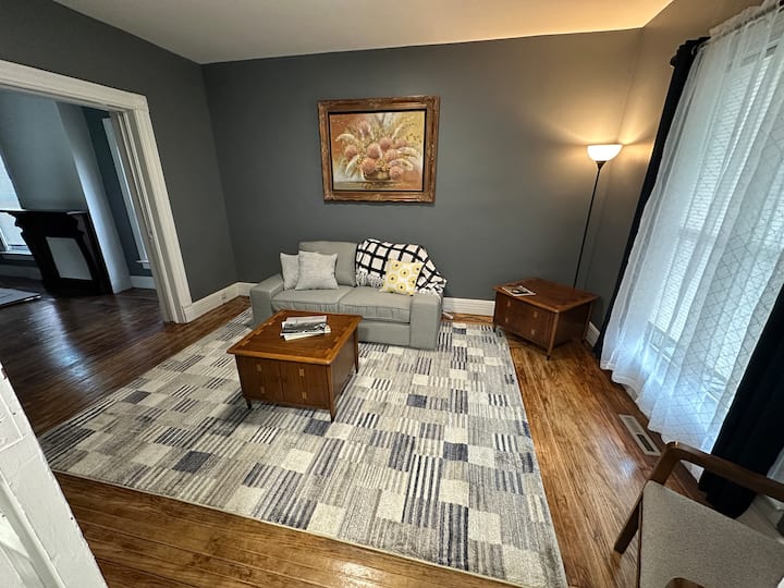 Charming Buffalo Apartment - 水牛城