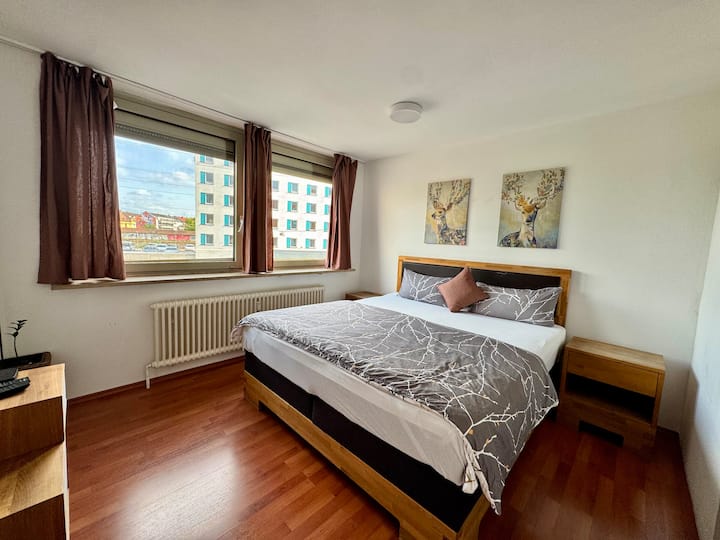 Ama Executive Stay | 4 Rooms, 110m² Near Station - Nürnberg