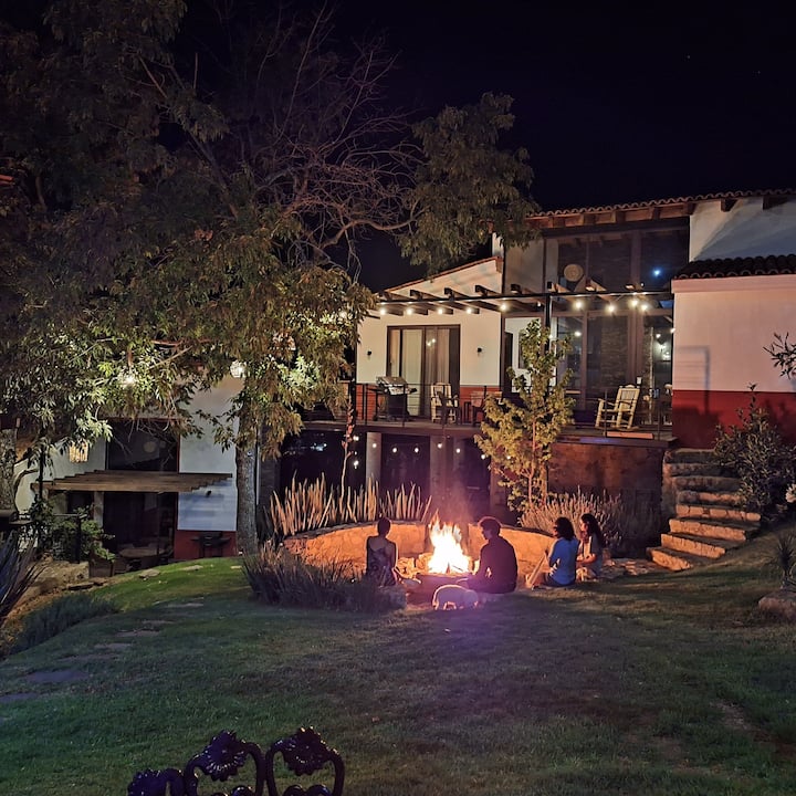 A Una Cuadra Del Centro De Tapalpa - Tapalpa