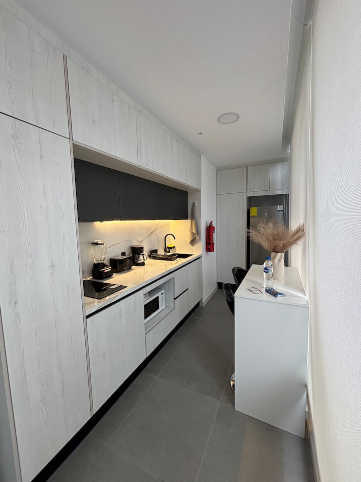 Estudio República Del Salvador - Quito