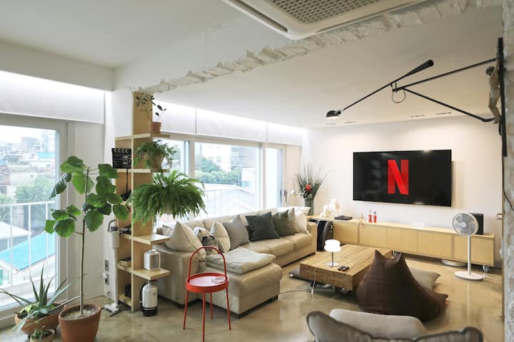 어반 5인- 동대구역.신세계 도보5분. 30평.지속가능.얼리레잇. 감성스테이. 주간 25% - Daegu