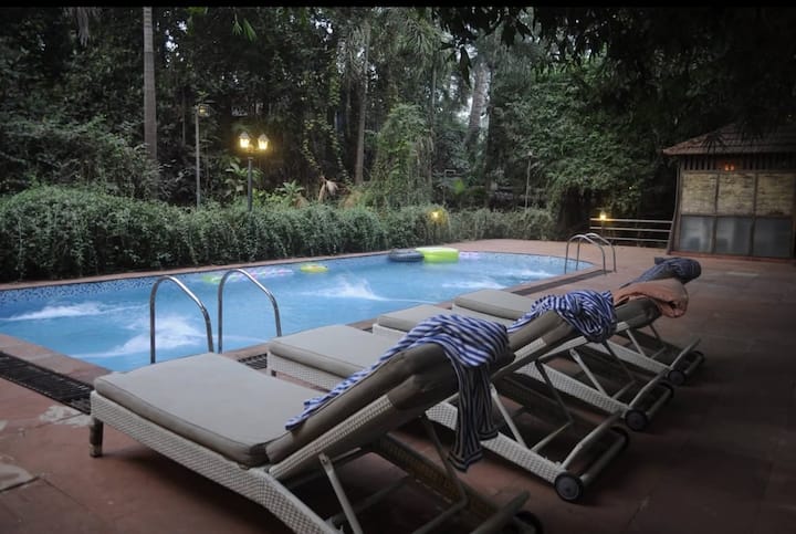 Lsq Rj Farms Hill Facing Villa 3bhk - Matheran