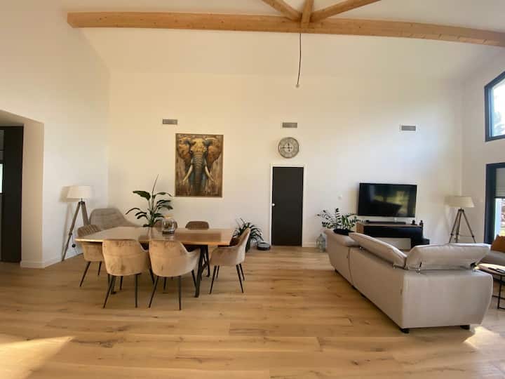 Agréable Maison à Cestas Bourg - Cestas
