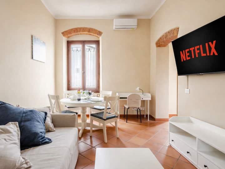 Paradise Apartment · Comfort & Private Parking - Prato
