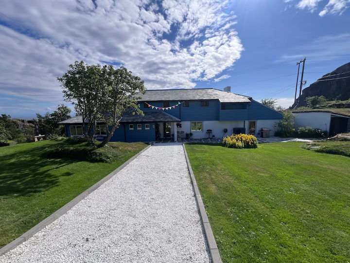 Fløyen – Storslått Hus I Lofoten - Stamsund