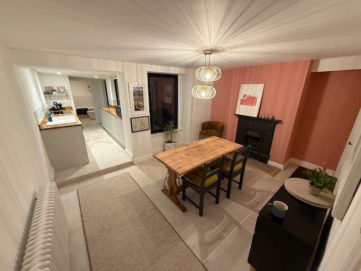 The Pink Cottage - 쳅스토우