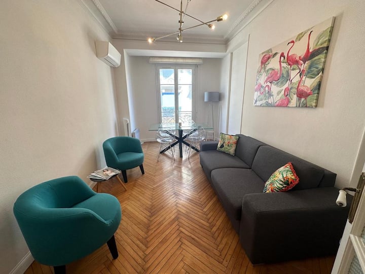 Apartment Carré D'or Near Beach To Rent In Nice - Nice