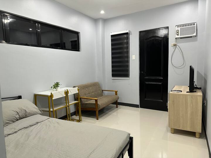 Cozy Fully Furnished Apartment - Carcar City