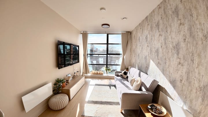 Homi Host- Monthly Stays - Birmingham