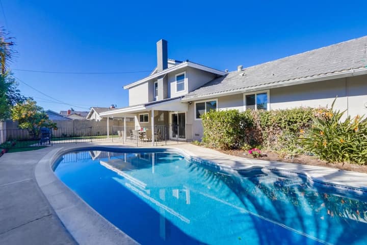 Serene Upgraded Home: Pool W/gate, Game Room - Orange, CA