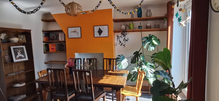 Home In Folkestone, Kent - Folkestone