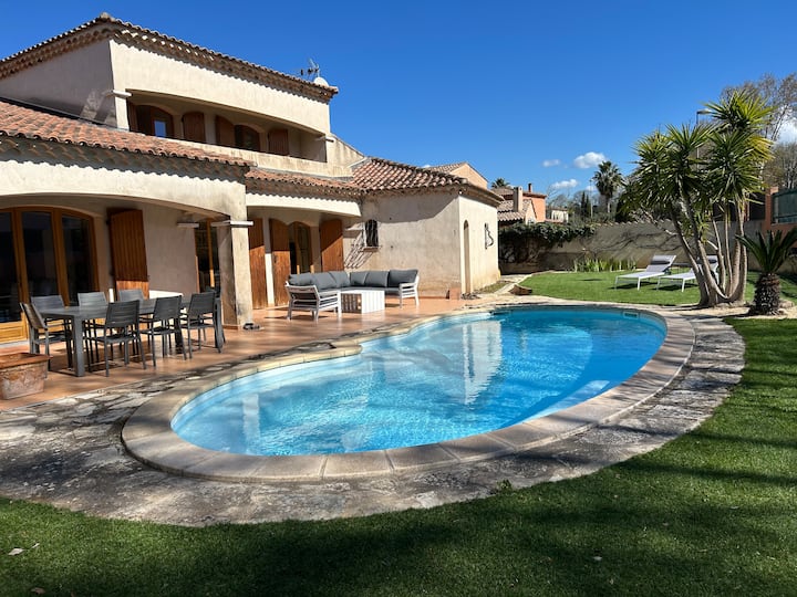 Villa Idéale Entre Plages Et Village - Bandol