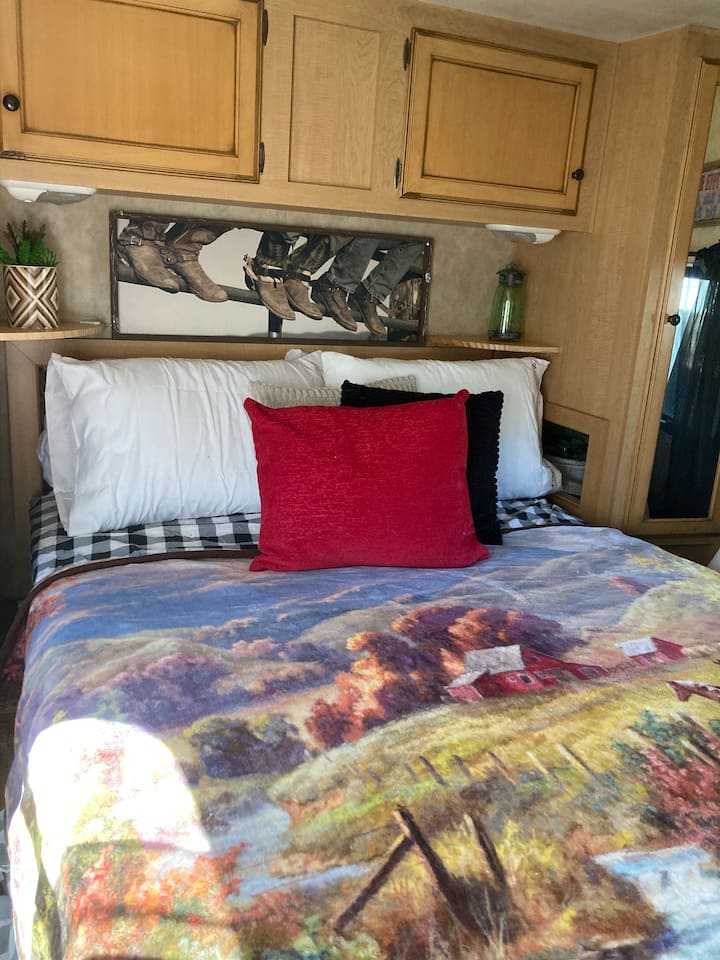 River Round Up Western Retreat In Old Homosassa - Homosassa, FL