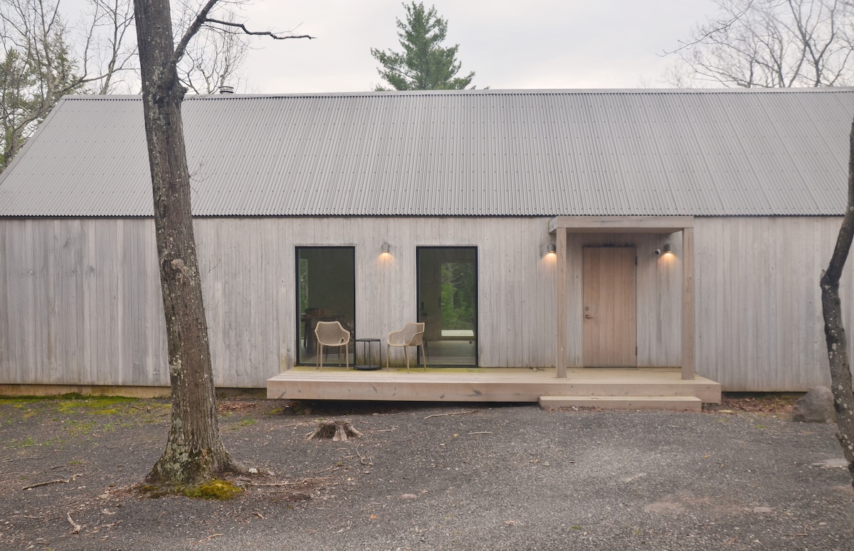 The Noctis Haus | Serene Catskills Cabin - Houses for Rent in Round Top ...