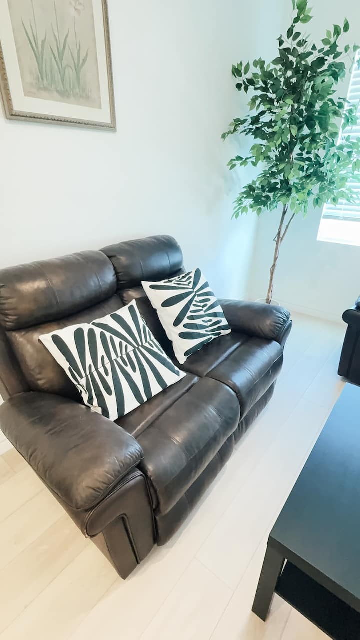 Modern Nextgen Suite | Private Entrance - Las Vegas