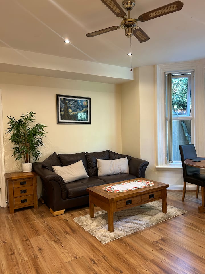 2 Bedroom Apartment By The Beach - Mudeford