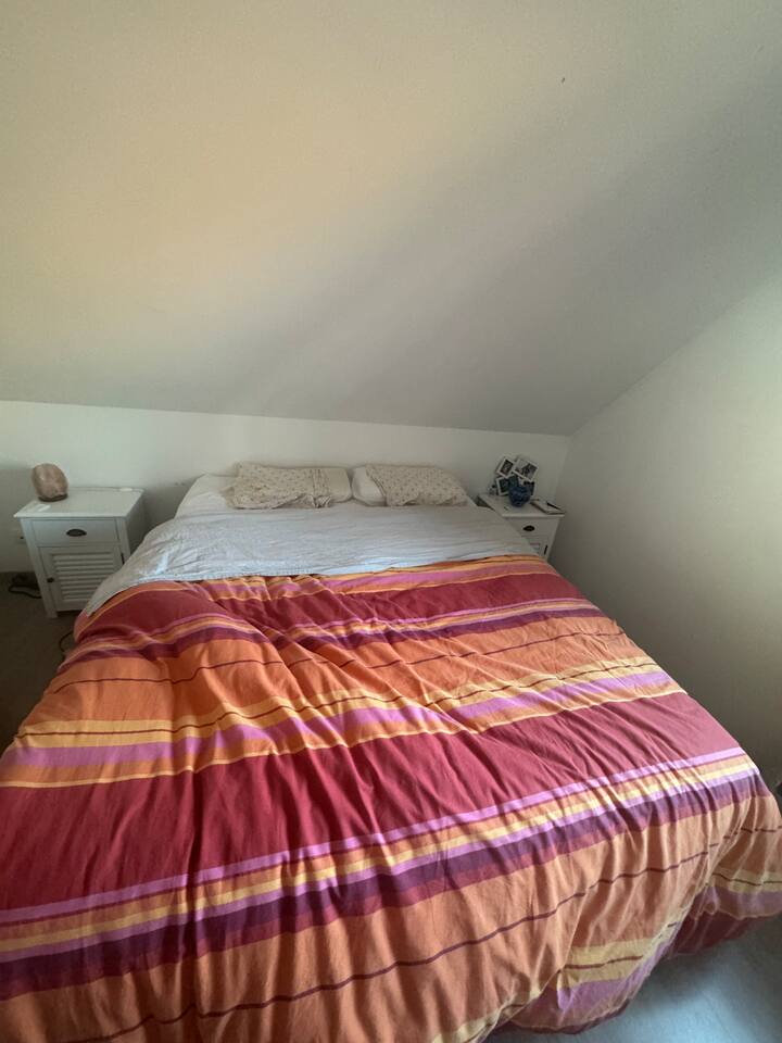 Chambre Dans Une Maison - Fourmies