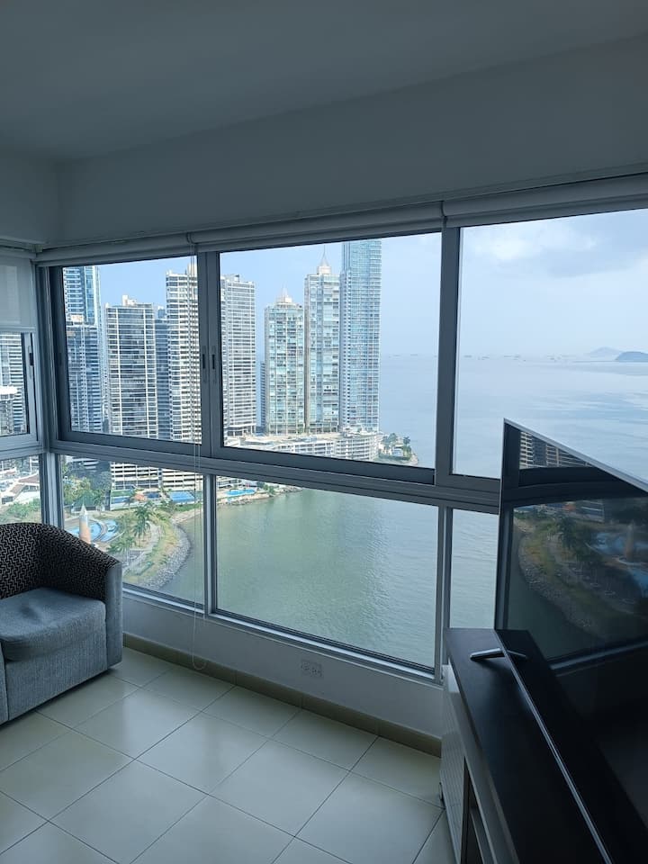 Apartamento Con Vista Al Mar. - Panama City