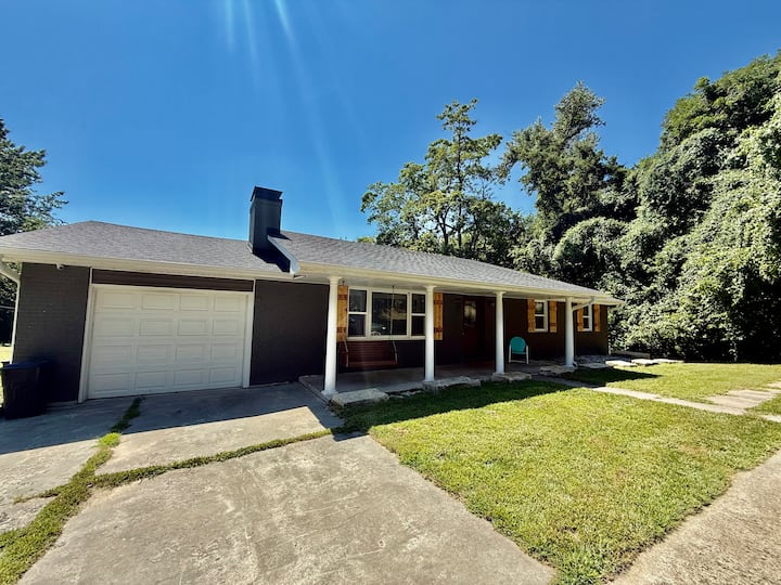 Katy Trail Country House-15 Min To Downtown - コロンビア, MO