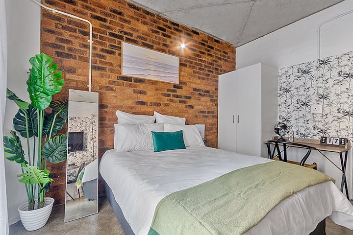 Flat In Maboneng, Jhb - Johannesburg